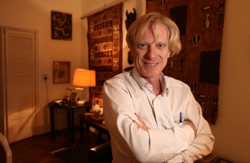 Viaje a la profundidad de las vacunas con el virólogo Pablo Goldschmidt ...