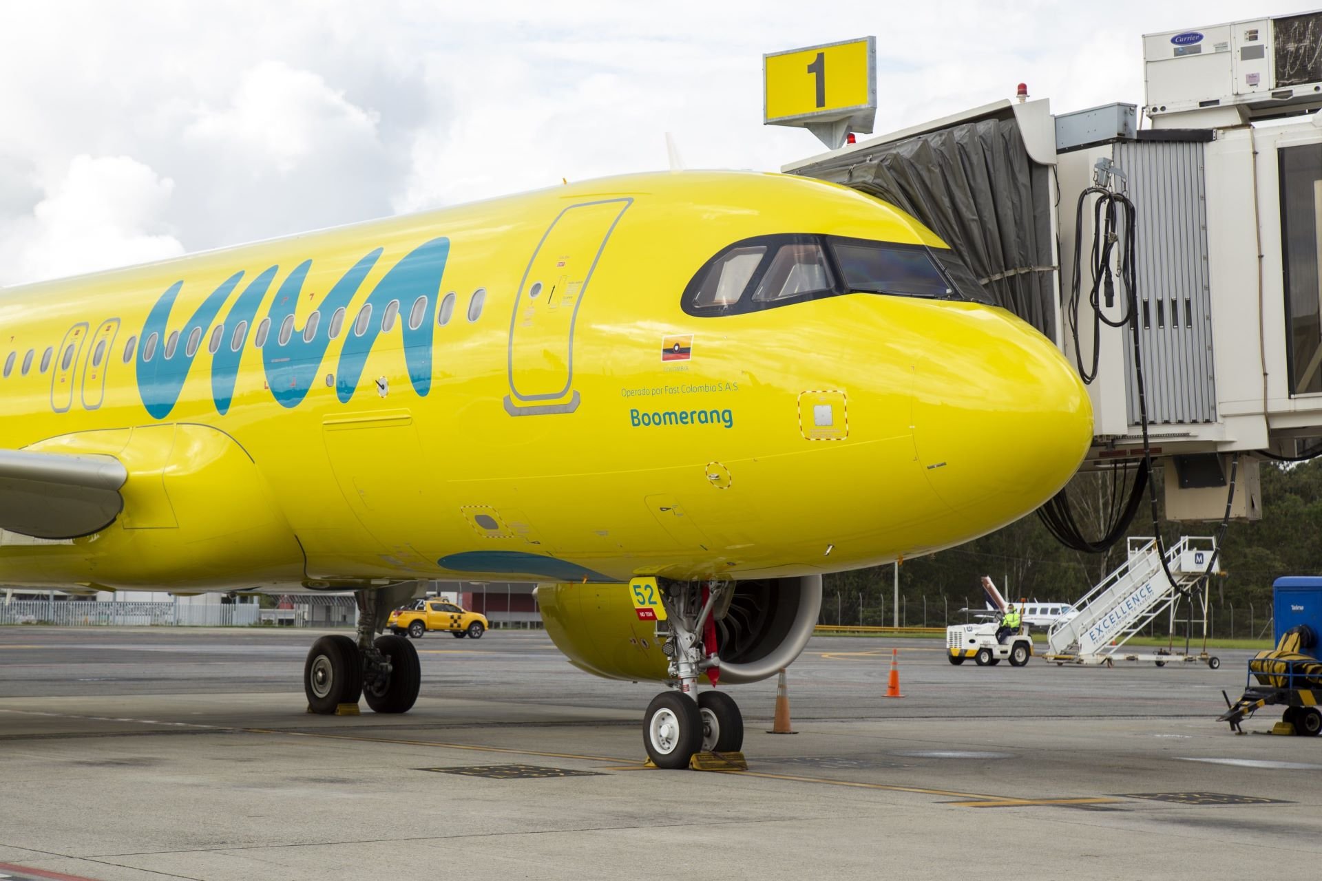 Viva Air suma frecuencias entre la Argentina y Colombia - Forbes Argentina