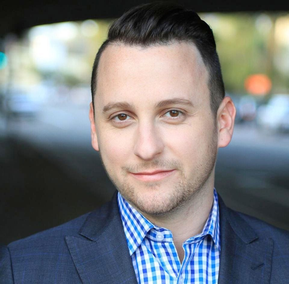 Cómo invertir según Adam Struck, el gurú financiero que manejó las ...