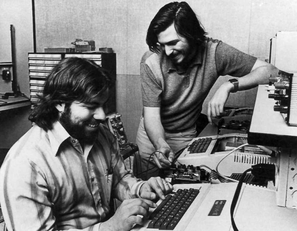 Esta fue la primera creación "ilegal" de Steve Jobs y Wozniak que marcó ...