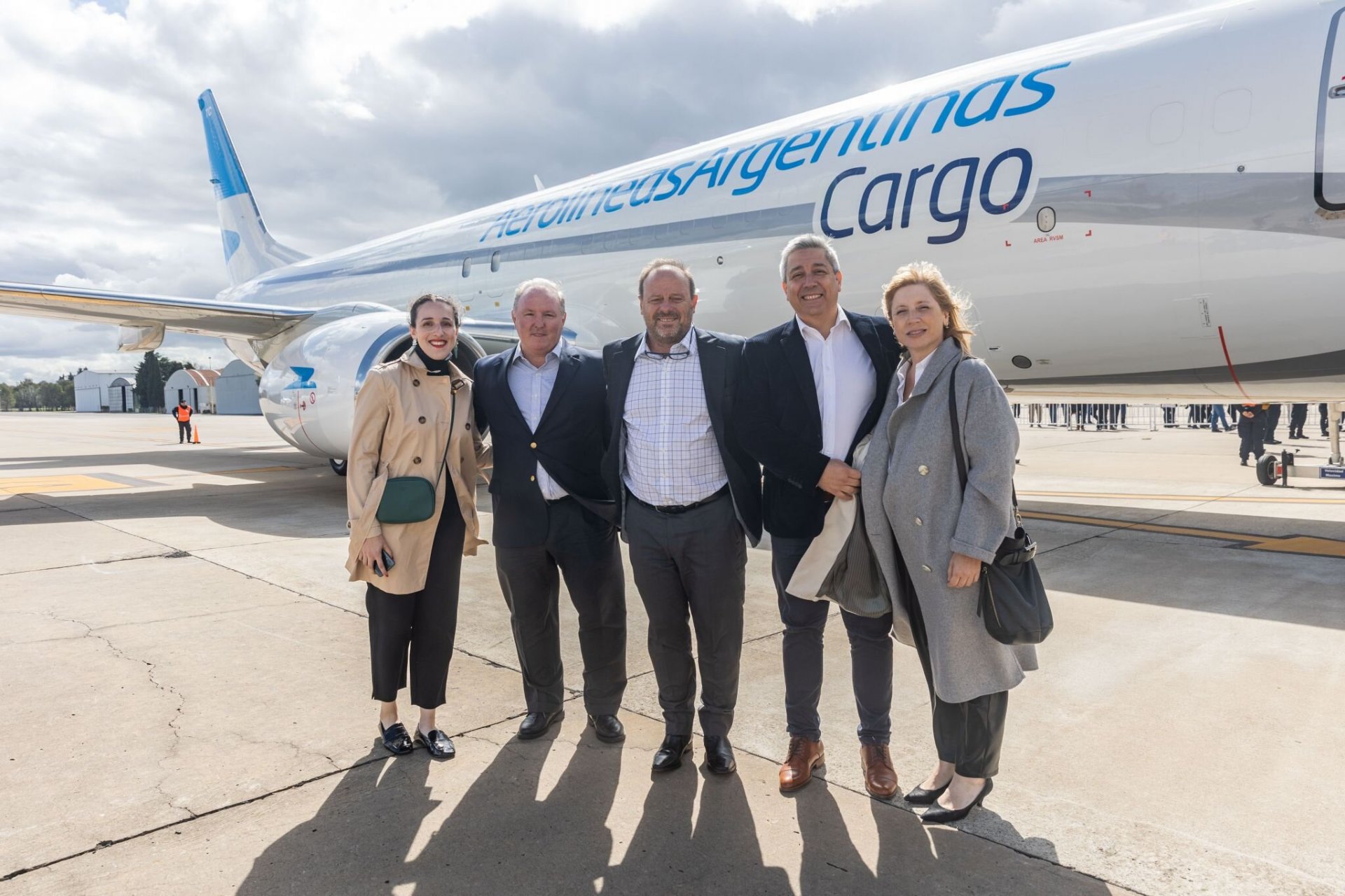 Mirgor fortalece su logística con Aerolíneas Argentinas Cargo y anuncia ...