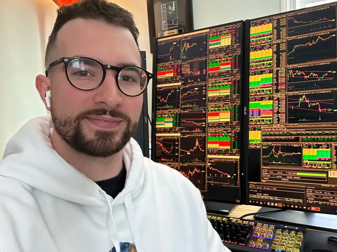 Tiene 24 años, ganó US$ 8 millones haciendo trading y estos son sus ...