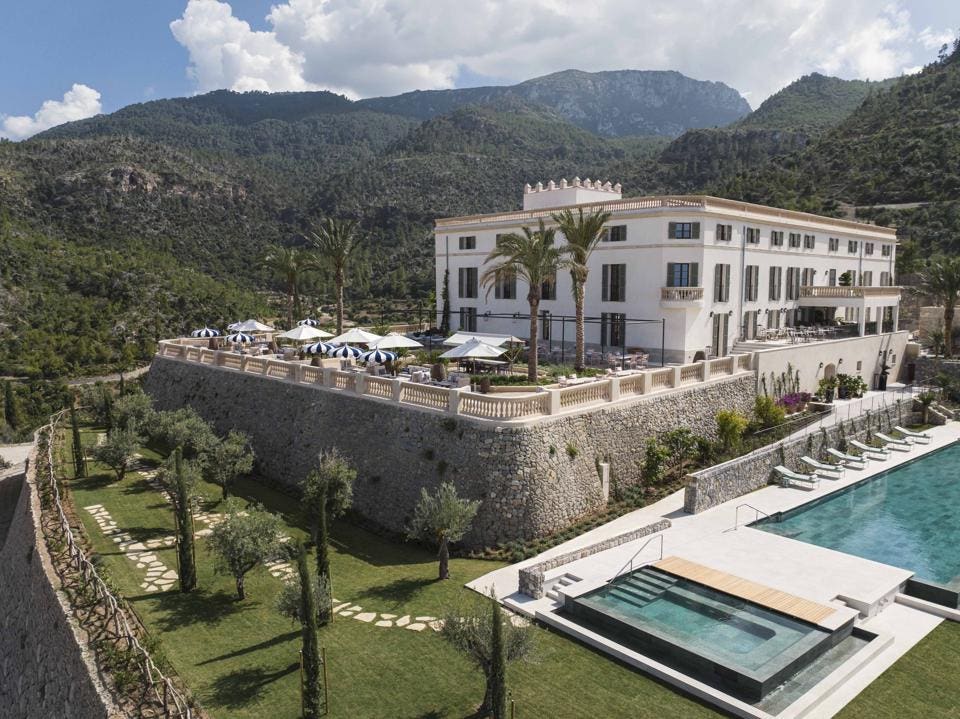 Así es el nuevo Passion Project Hotel de Richard Branson que abre en ...