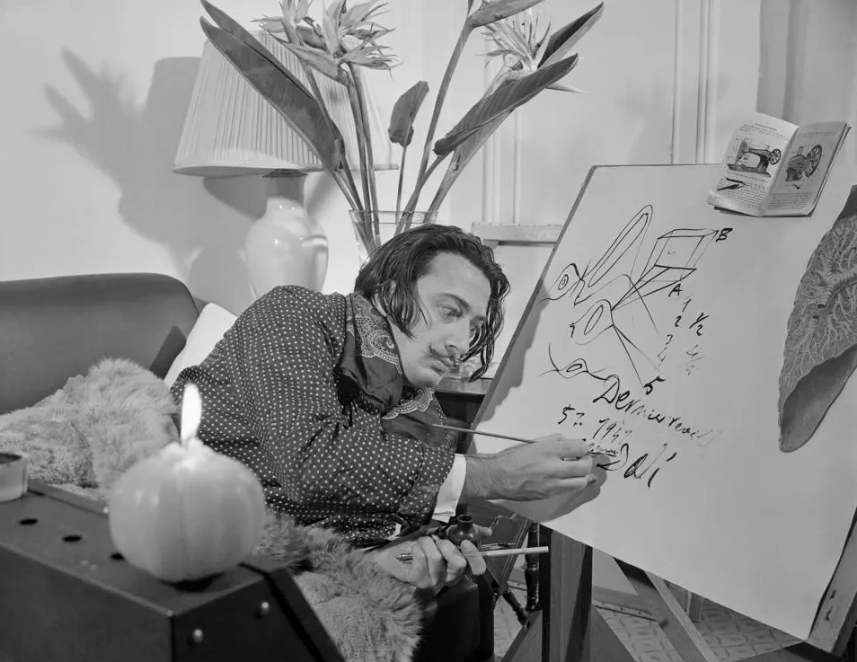 La IA trae a la vida a Salvador Dalí y responde todas las preguntas ...