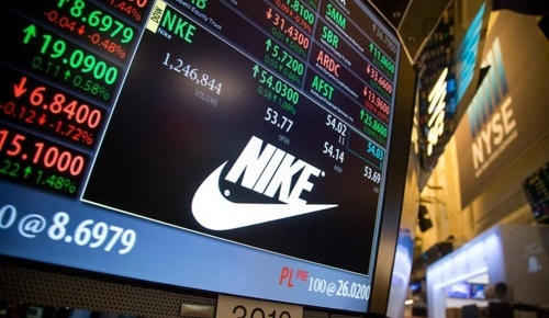 ¿Nike está en problemas? Por qué sus acciones caen un 20% y alcanzan su ...