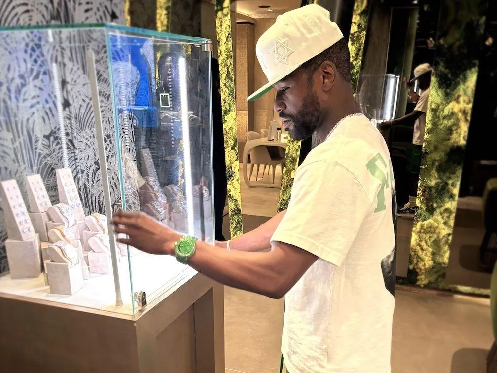 Así es el reloj por el que Floyd Mayweather pagó un millón de dólares ...